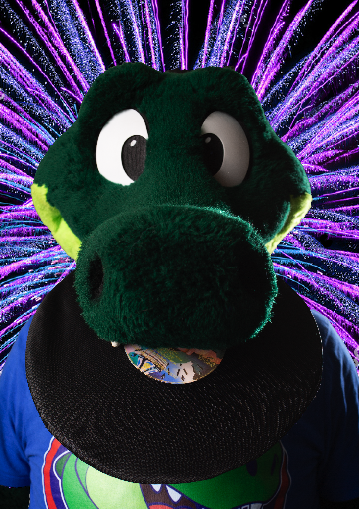 Croc (formerly @microdile) (@croc@fursuits.online) - Fursuits Online